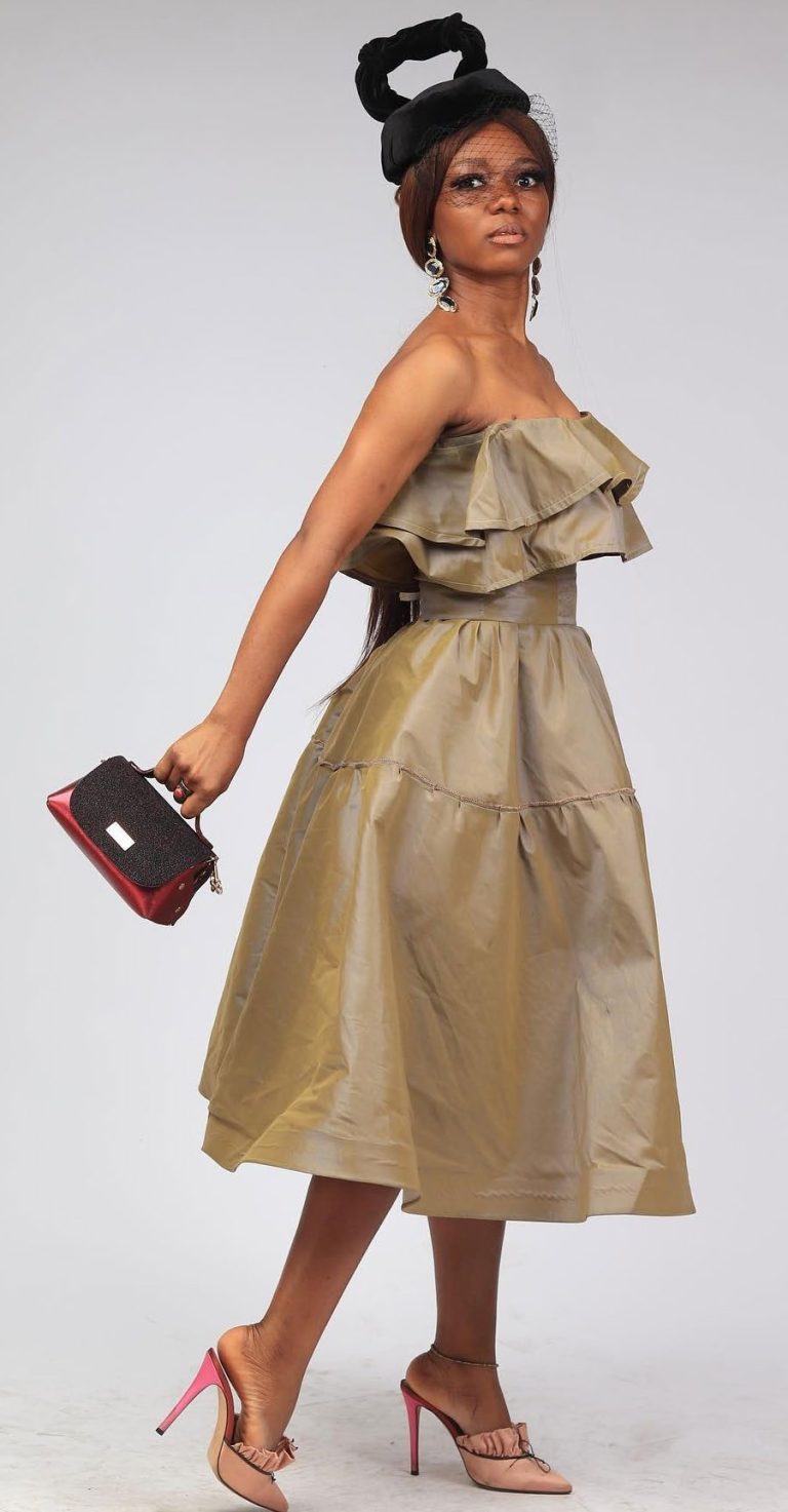 Stylish From Behind: The Scenes - TheWill Downtown