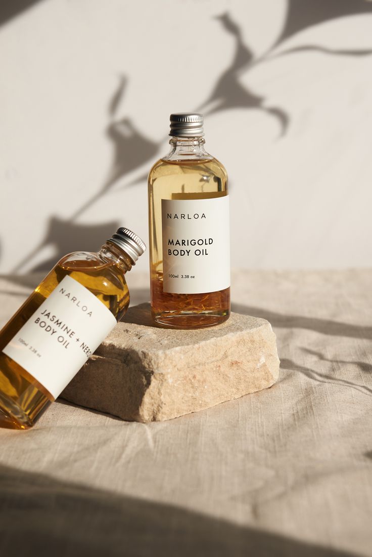 The Ultimate Guide to Body Oils: Benefits And How to Use Them - TheWill ...