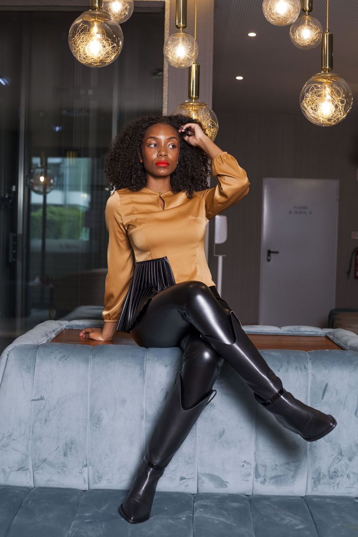 6 Ways to Wear Leggings as Pants - TheWill Downtown